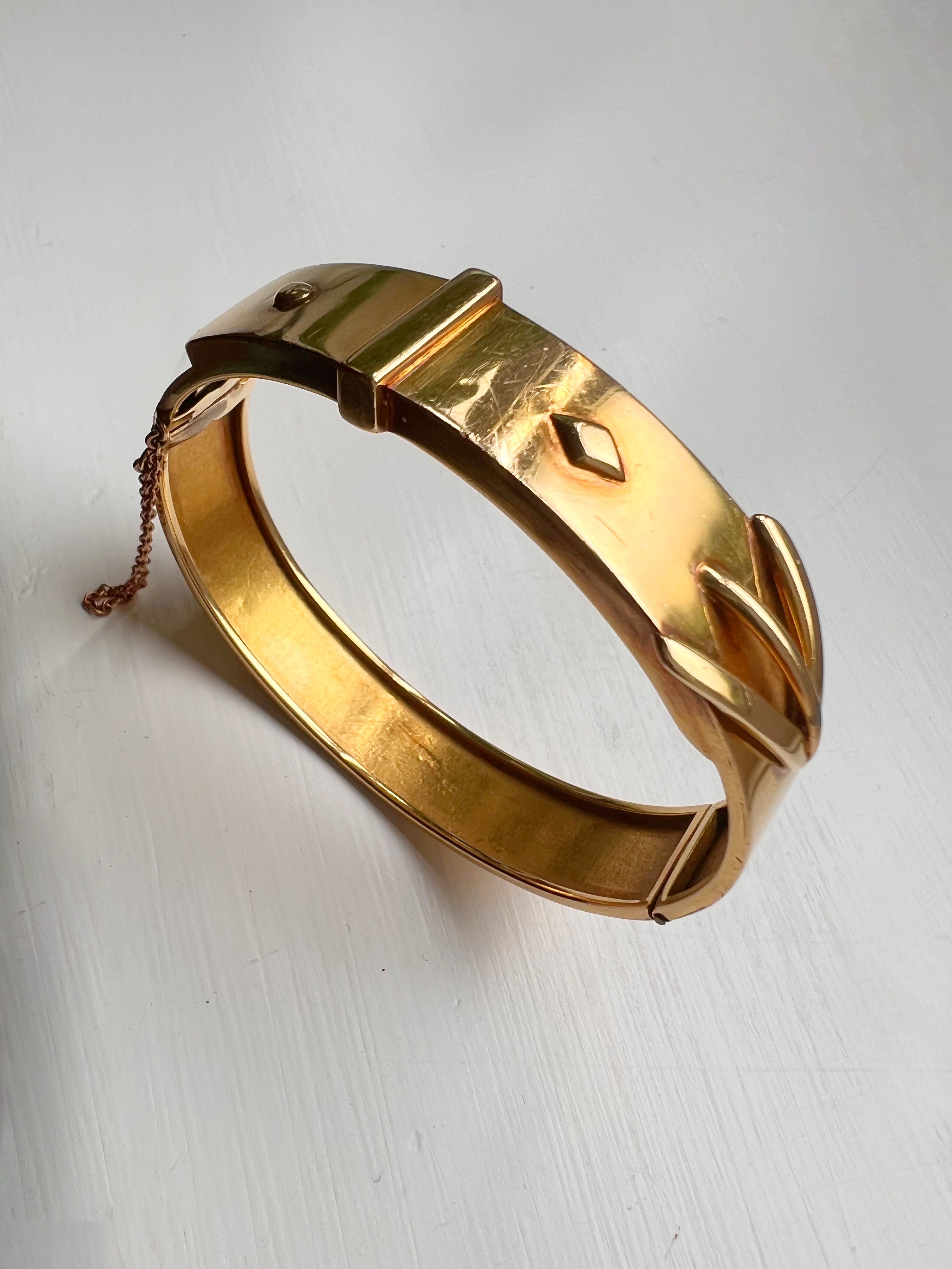 VICTORIAN 18CT GOLD BUCKLE BANGLE – The Old Cut